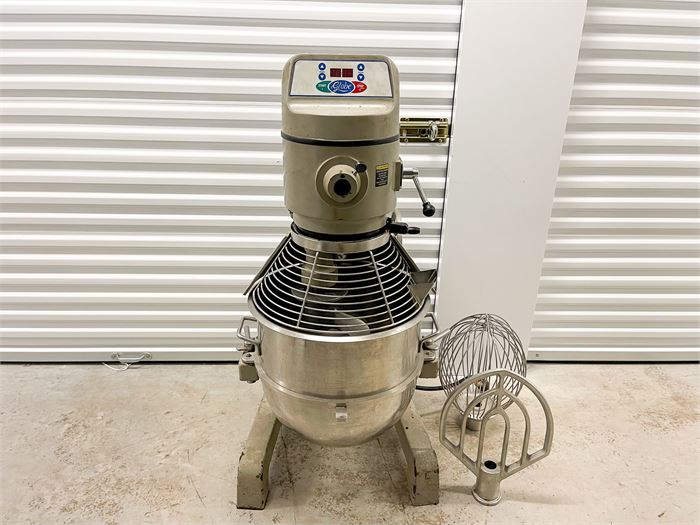 2ndsupply.com - Globe SP60 60 Quart Planetary Mixer with Attachments ...